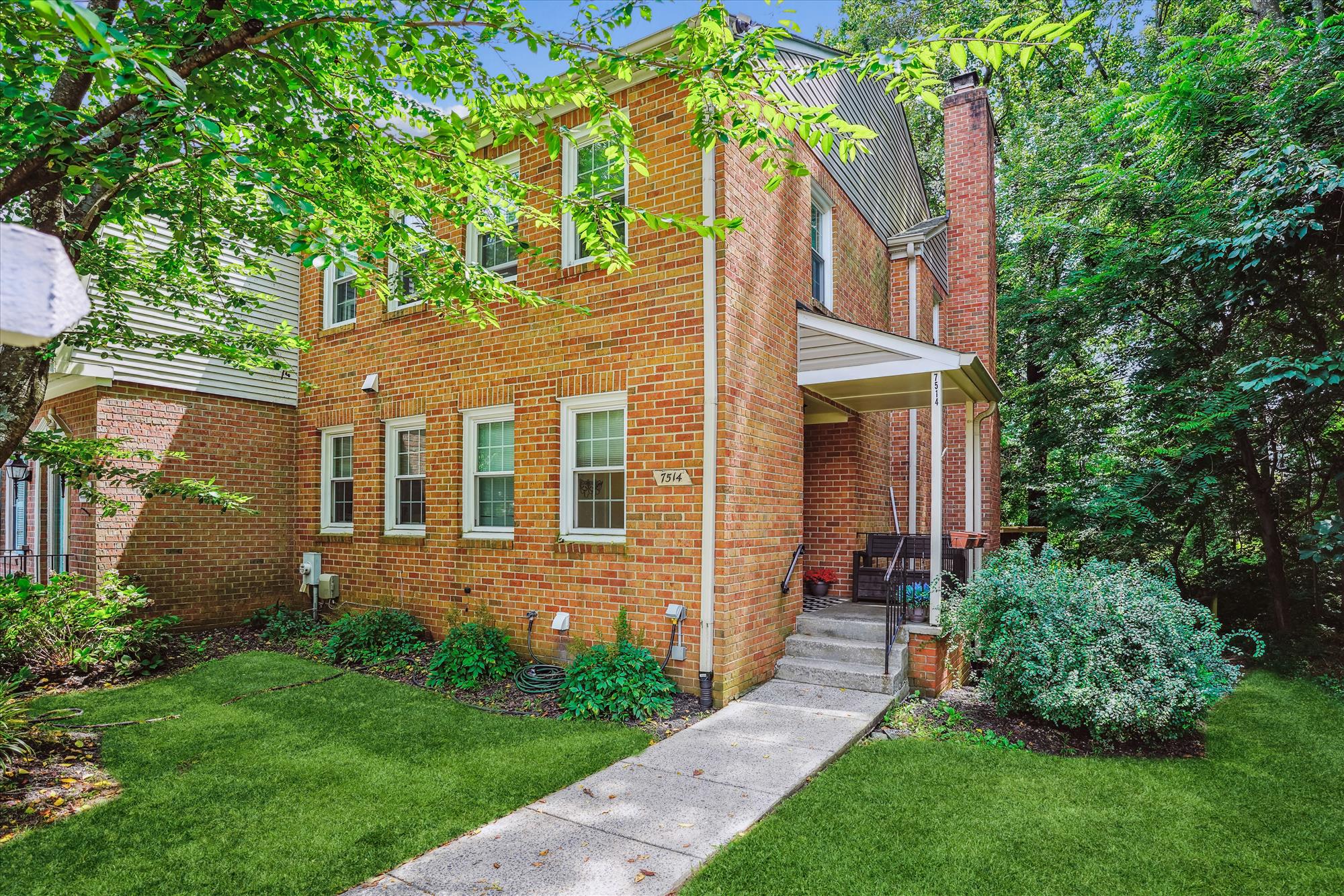 7514 Heatherton Ln, Potomac, MD 20854 | Compass