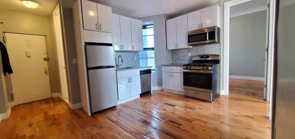 295 East 149th Street, Unit 14, Bronx, NY 10451 | Compass