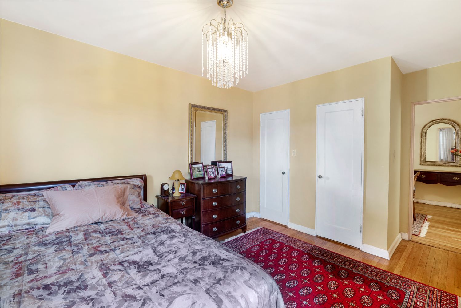 Haritini Pandis, Real Estate Agent - Compass