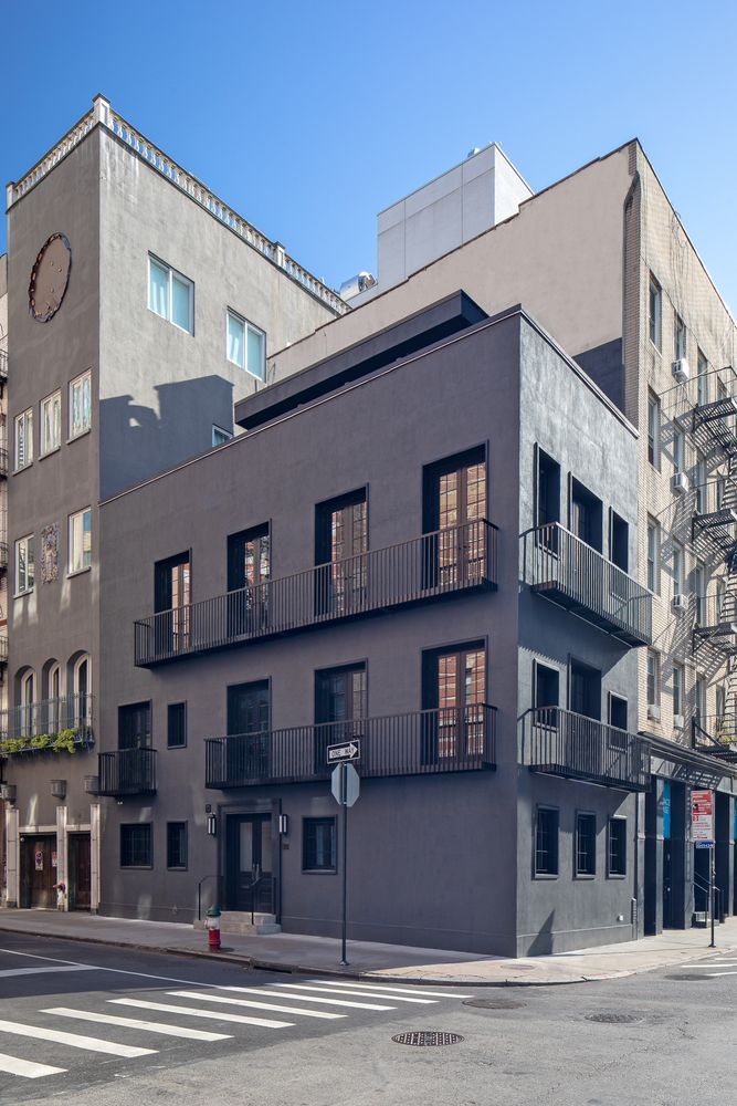 22 Thompson Street | Compass