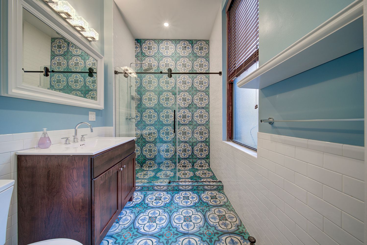 Charlie Lewis, Real Estate Agent - Compass