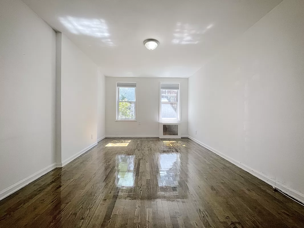 311 East 25th Street, Unit 3F | Compass