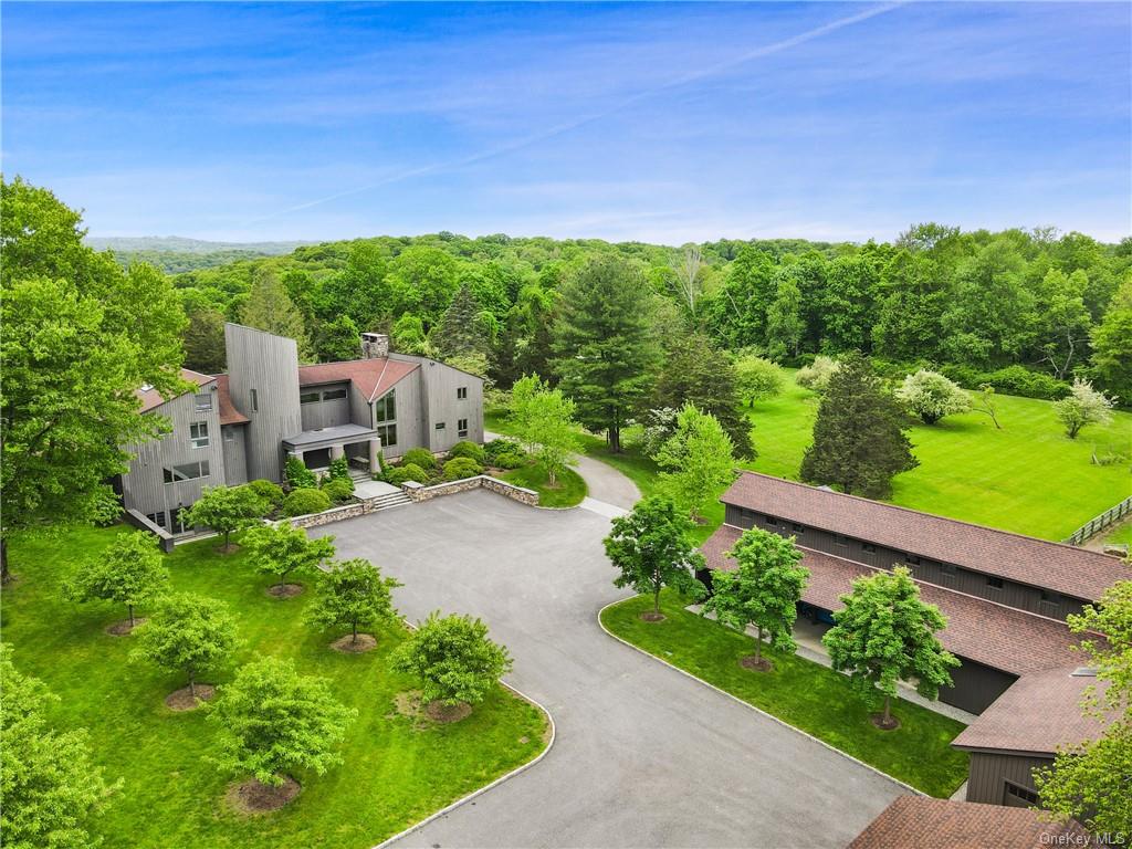 198 Sarles Street, Bedford Corners, NY 10549 | Compass