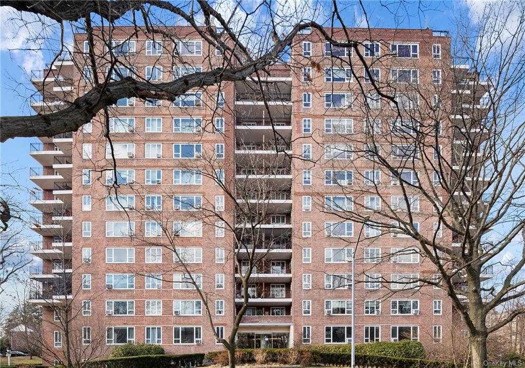 5355 Henry Hudson Parkway West, Unit 1C | Compass