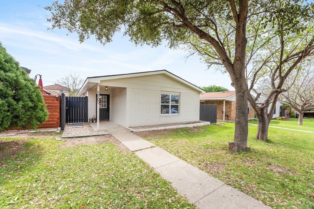 5665 Pinon Vista Drive, Austin, TX 78724 | Compass