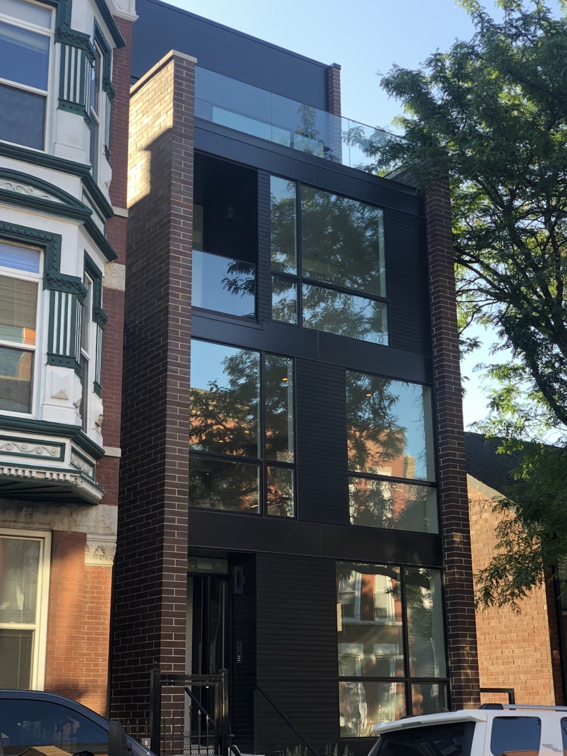 721 North Ada Street, Unit 2, Chicago, IL 60642 | Compass