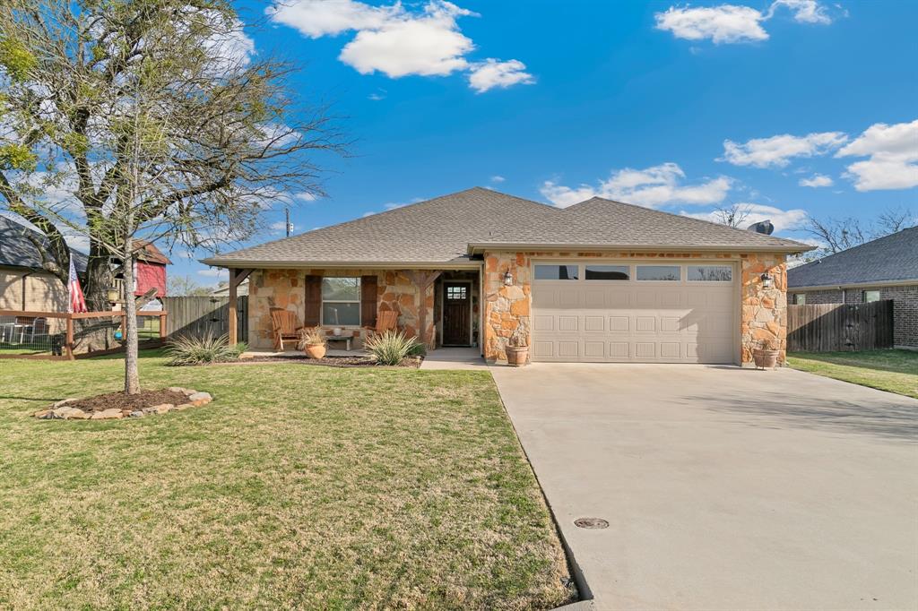 1207 Mary Ann Ct,, Tioga, TX 76271 | MLS #20880684 | Compass