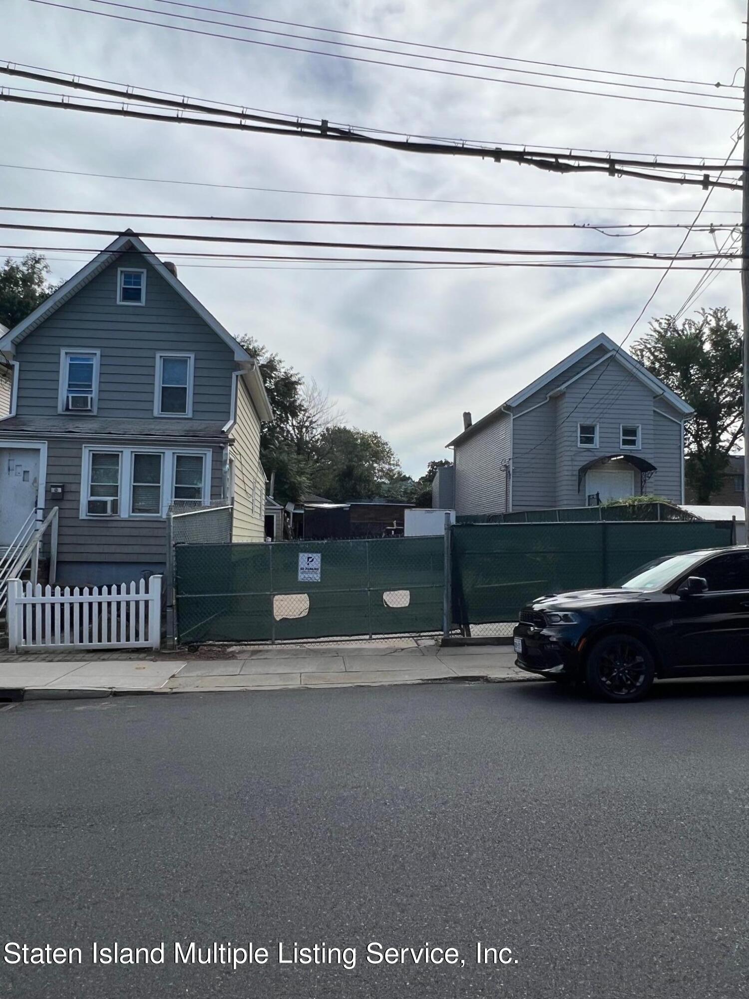 209 Nicholas Avenue | Compass