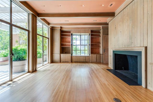 Faisal Halum, Real Estate Agent - Compass