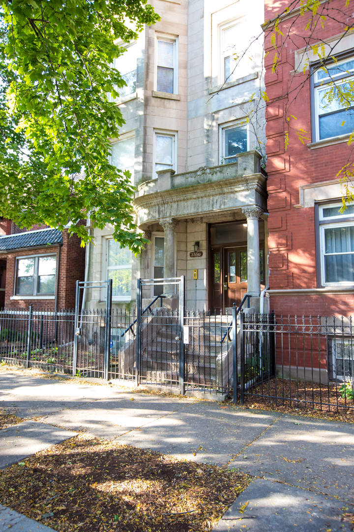 3550 South King Drive, Unit 5, Chicago, IL 60653 | Compass