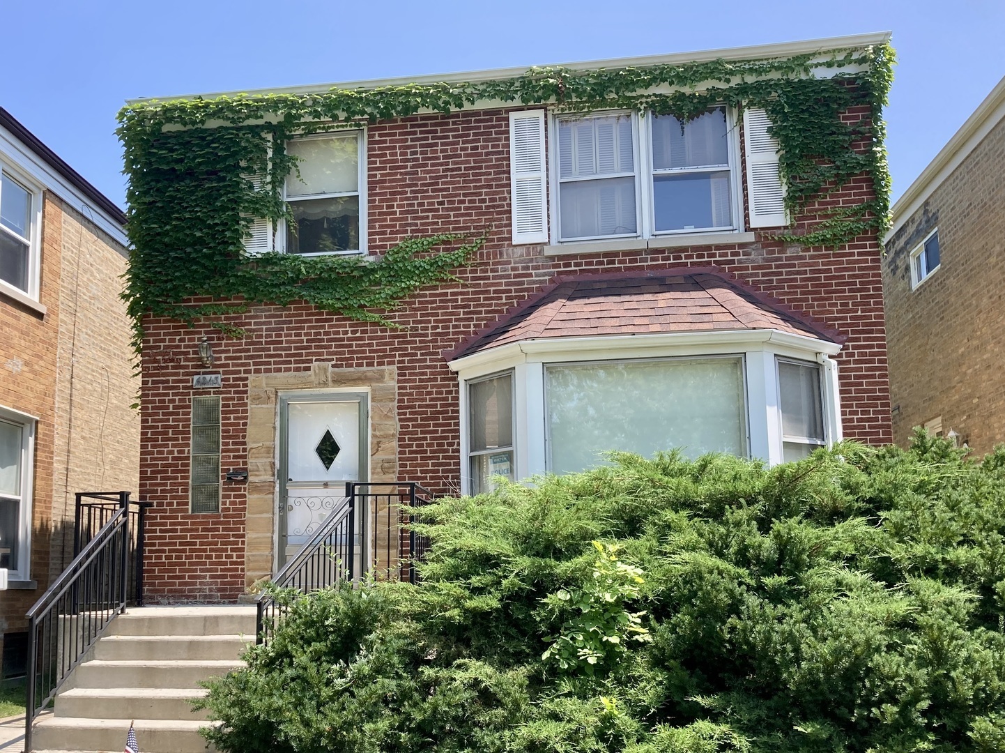 6243 North Ridgeway Avenue, Chicago, IL 60659 | Compass