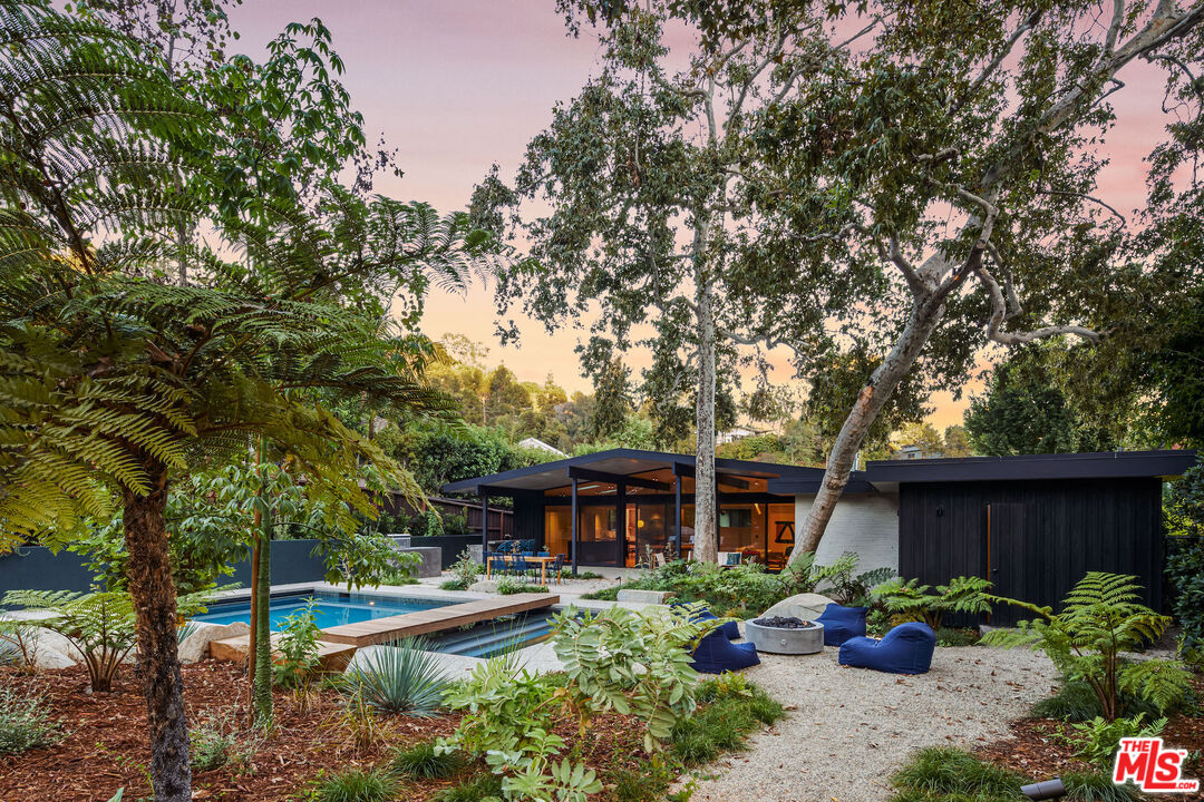 871 Leonard Road, Los Angeles, CA 90049 | Compass