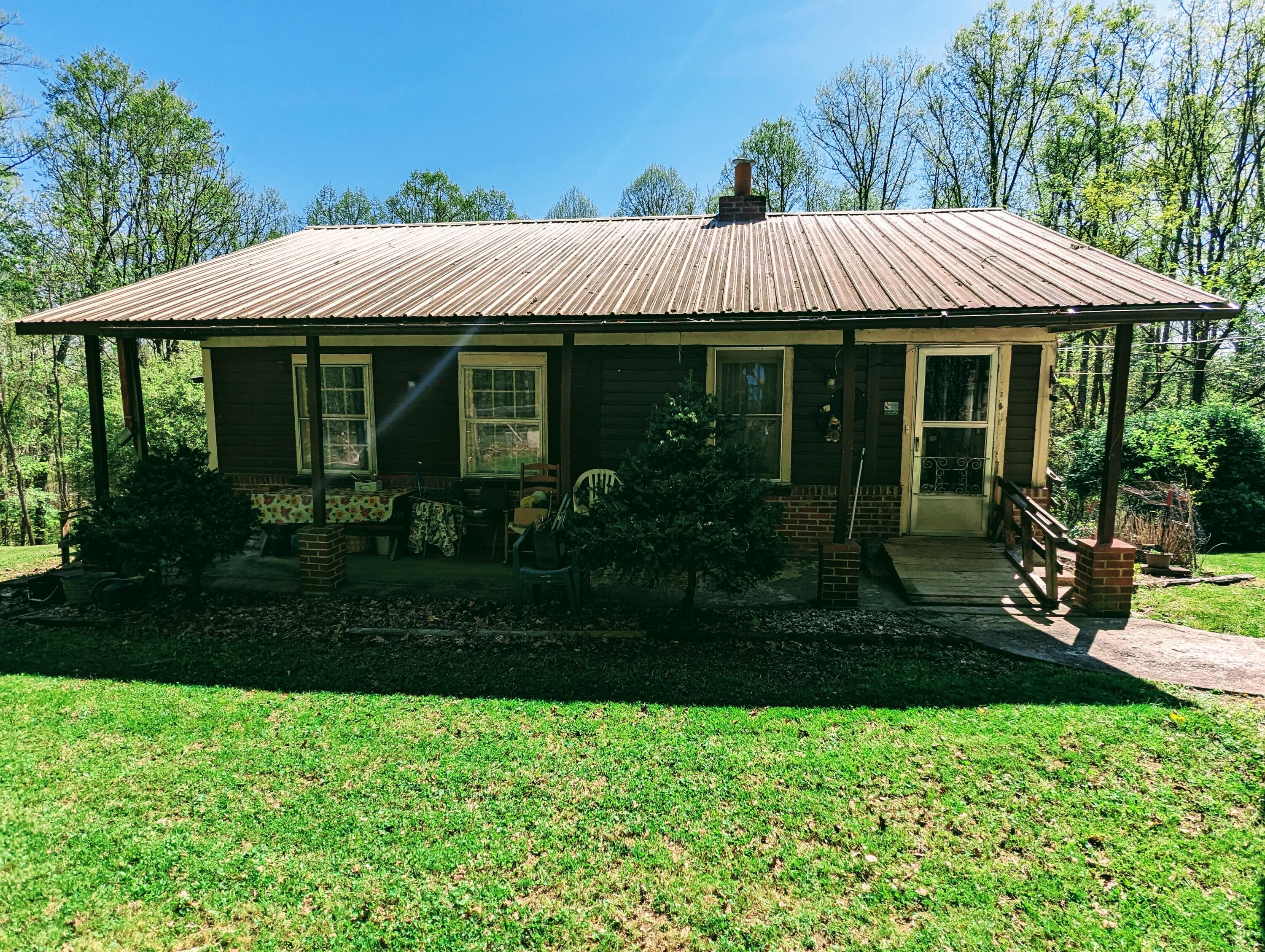 1318 Backbone Ridge, Haysi, VA 24256 | Compass