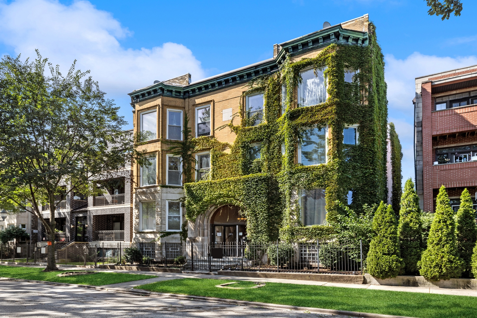 6504 South Minerva Avenue, Unit U3N, Chicago, IL 60637 | Compass