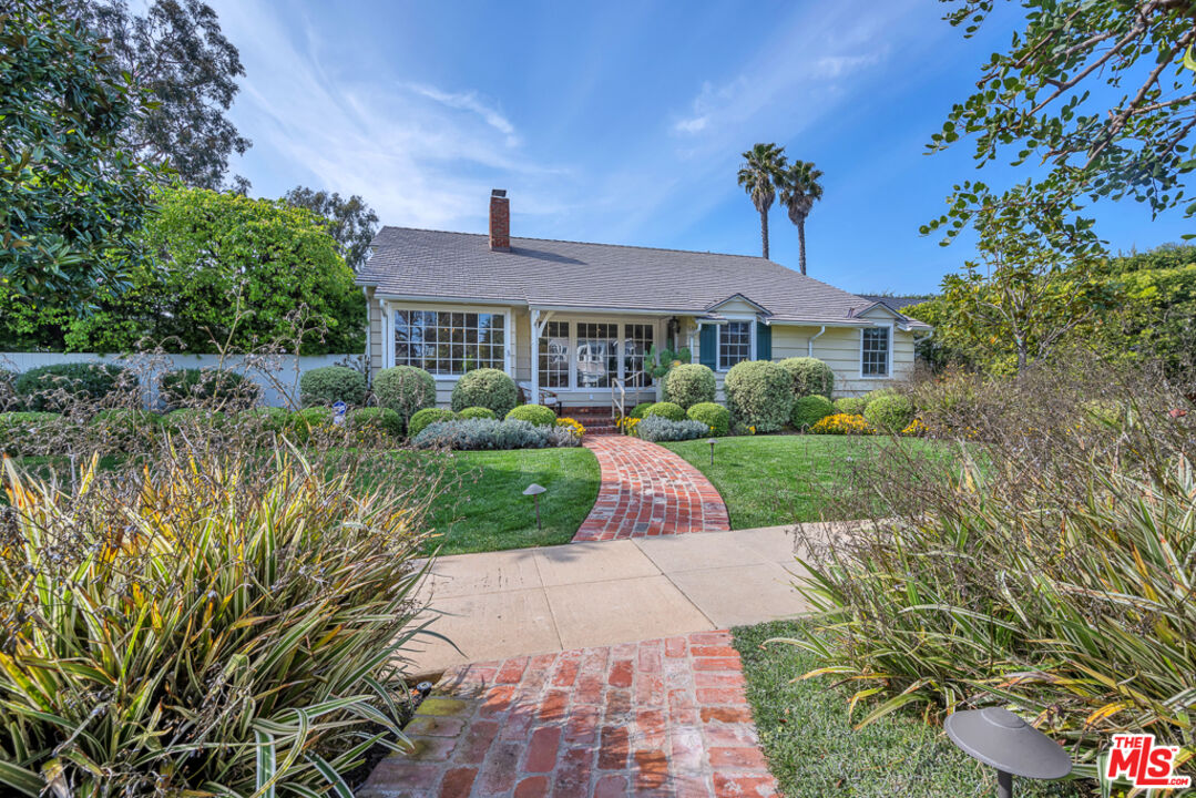 501 Ocampo Drive, Pacific Palisades, CA 90272 | Compass