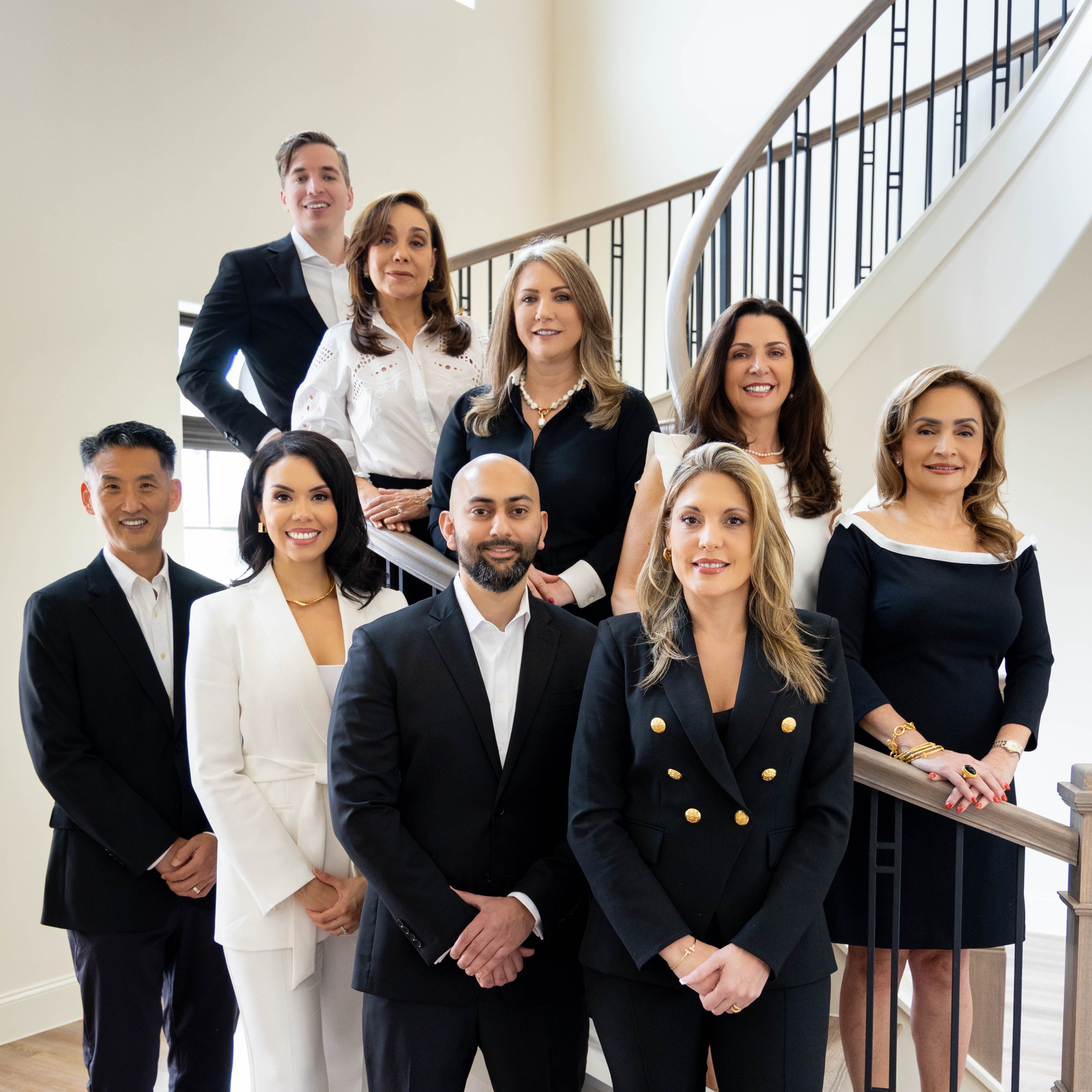 Texas City Agents, 34 Compass Real Estate Agents - Compass