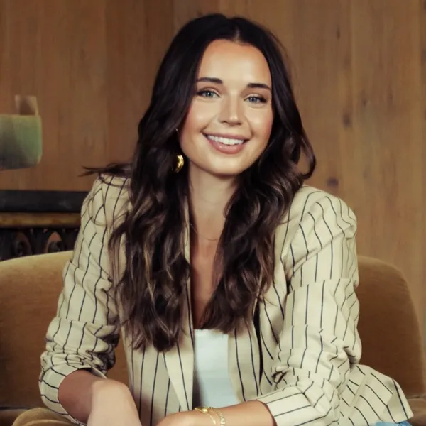 Madison Thomas, Real Estate Agent - Compass