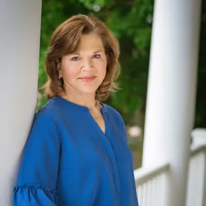 Susan White, Real Estate Agent - Compass