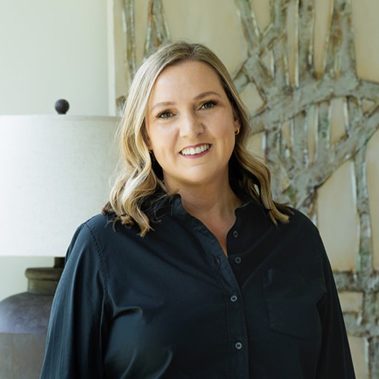 Courtney Laxton, Real Estate Agent - Compass