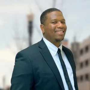 Jordan Plain, Real Estate Agent - Compass