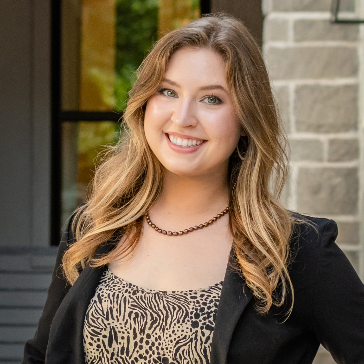 Sarah Le, Real Estate Agent - Compass