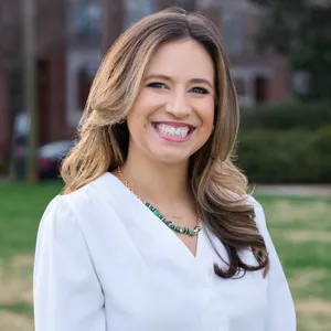 Amanda Hoerdemann, Real Estate Agent - Compass