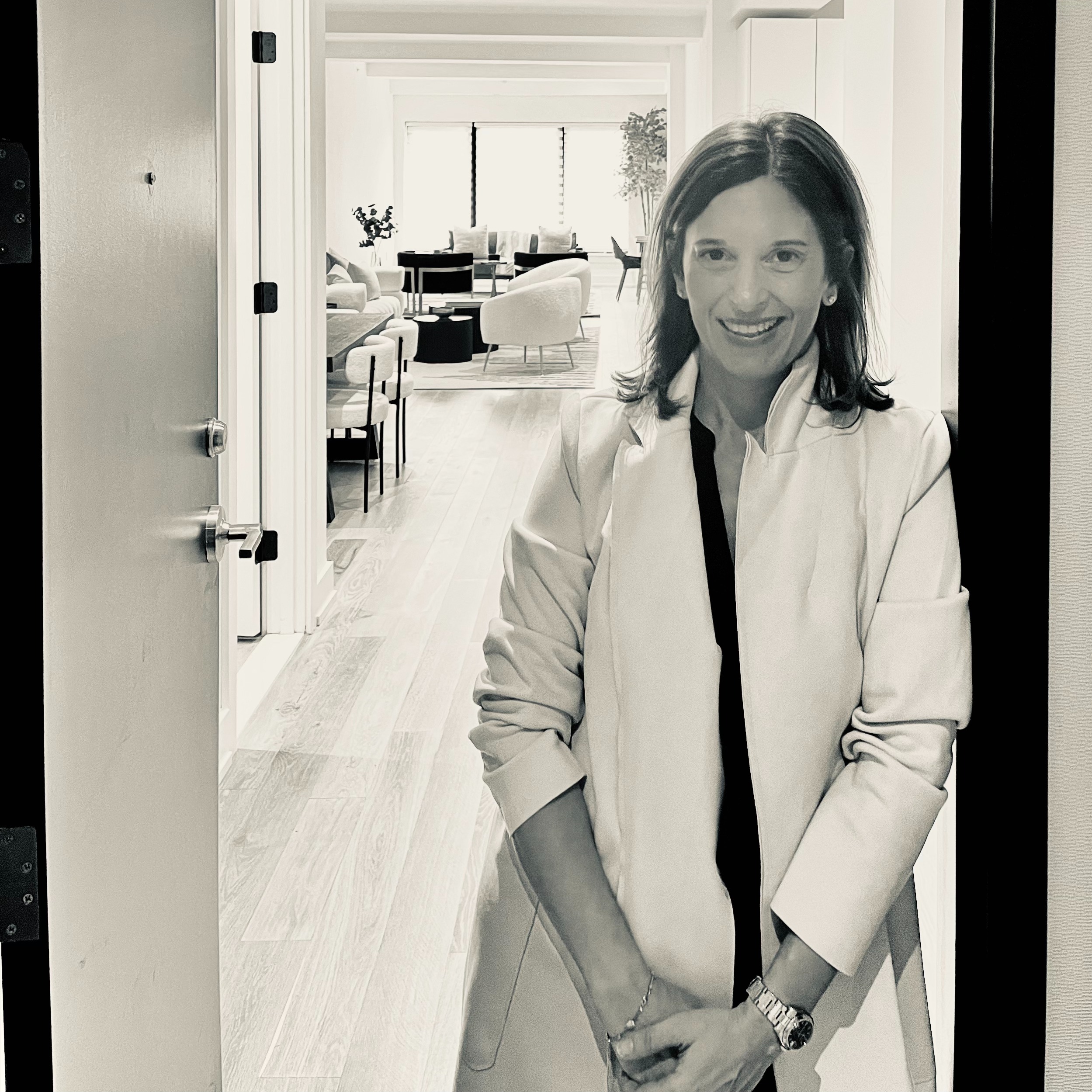 Scarsdale Agents, 99 Compass Real Estate Agents - Compass