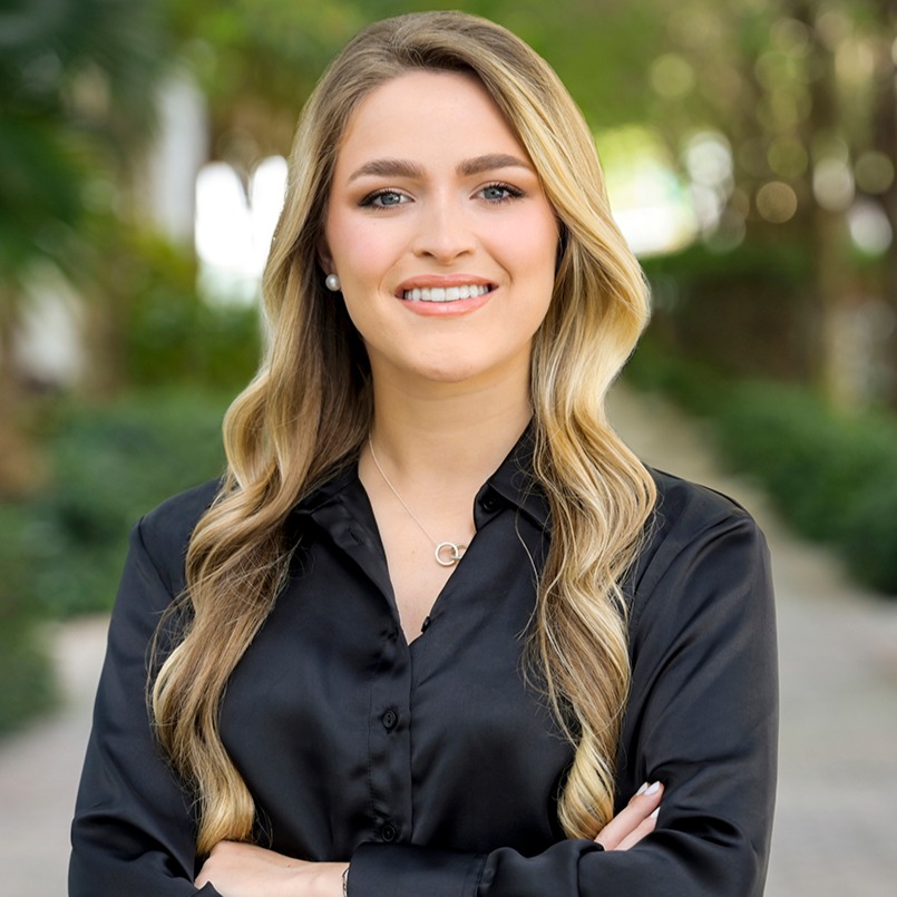 Sophia Robyn, Real Estate Agent - Compass