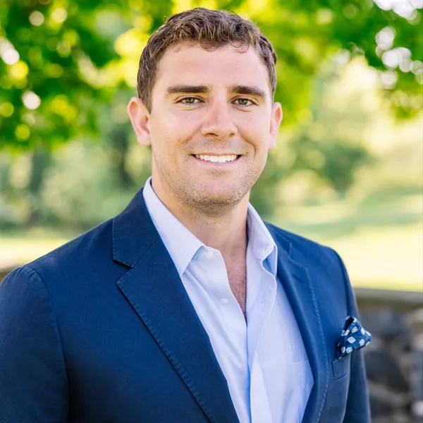 Davis McDermott, Real Estate Agent - Compass