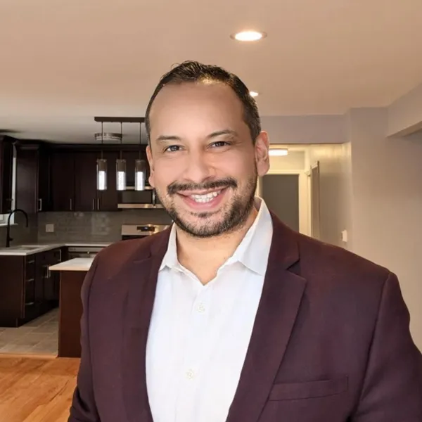 Pedro Castaneda, Real Estate Agent - Compass