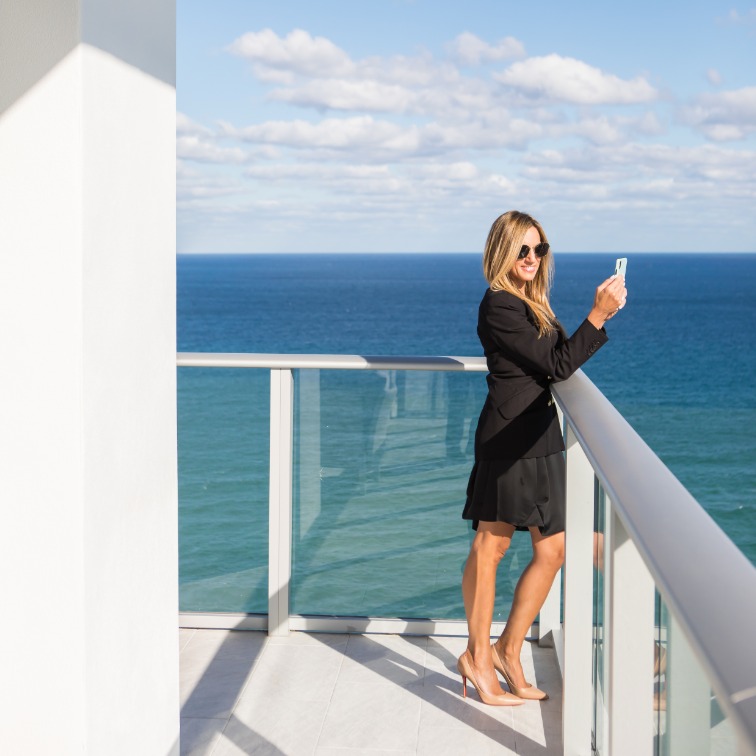 Palm Beach Agents, 138 Compass Real Estate Agents - Compass