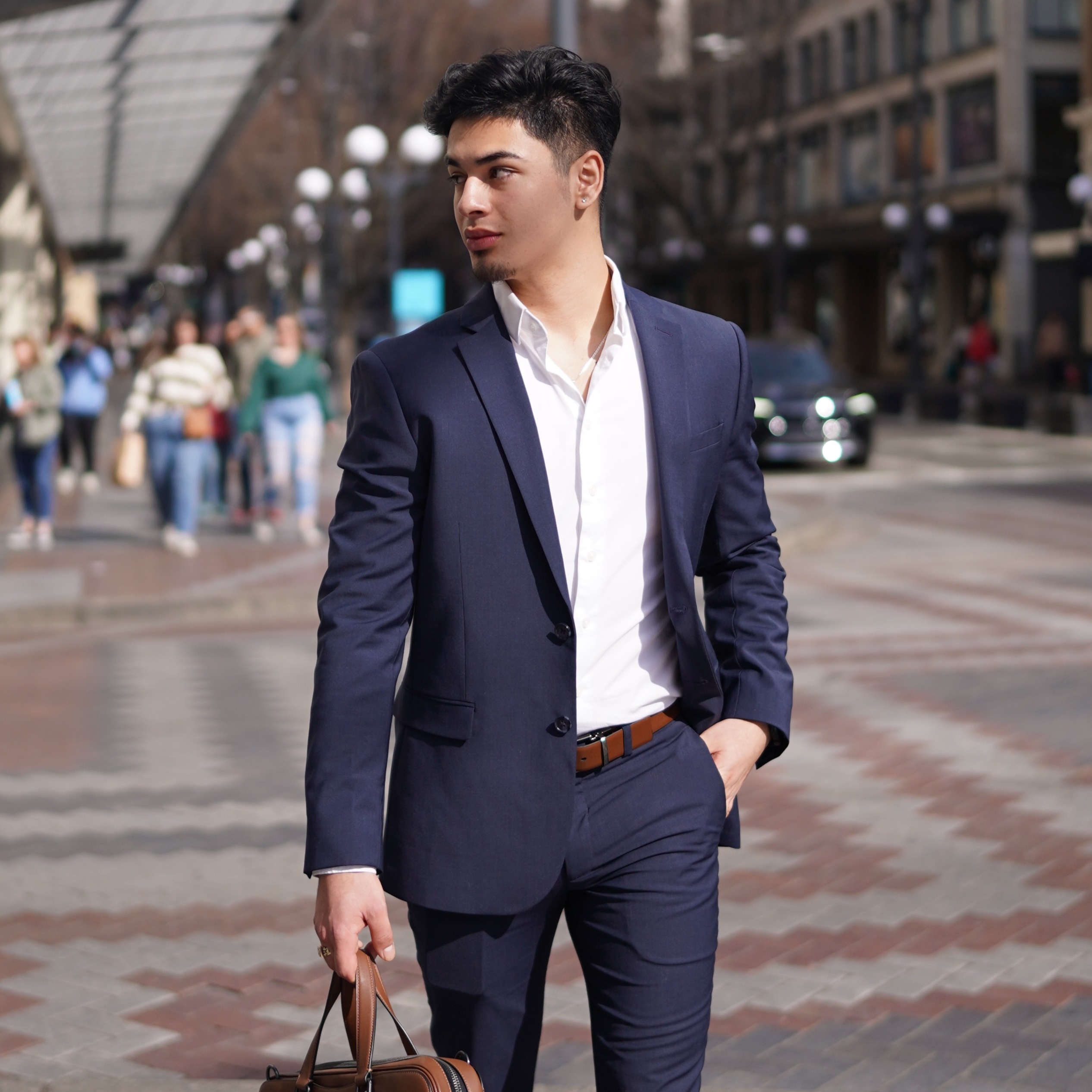 217 Agents in Seattle Office, 837 N 34th St - Compass