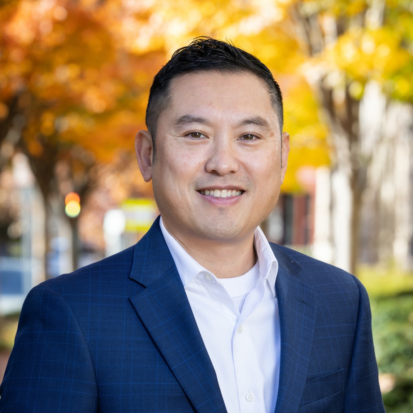 Steven Chang, Real Estate Agent - Compass