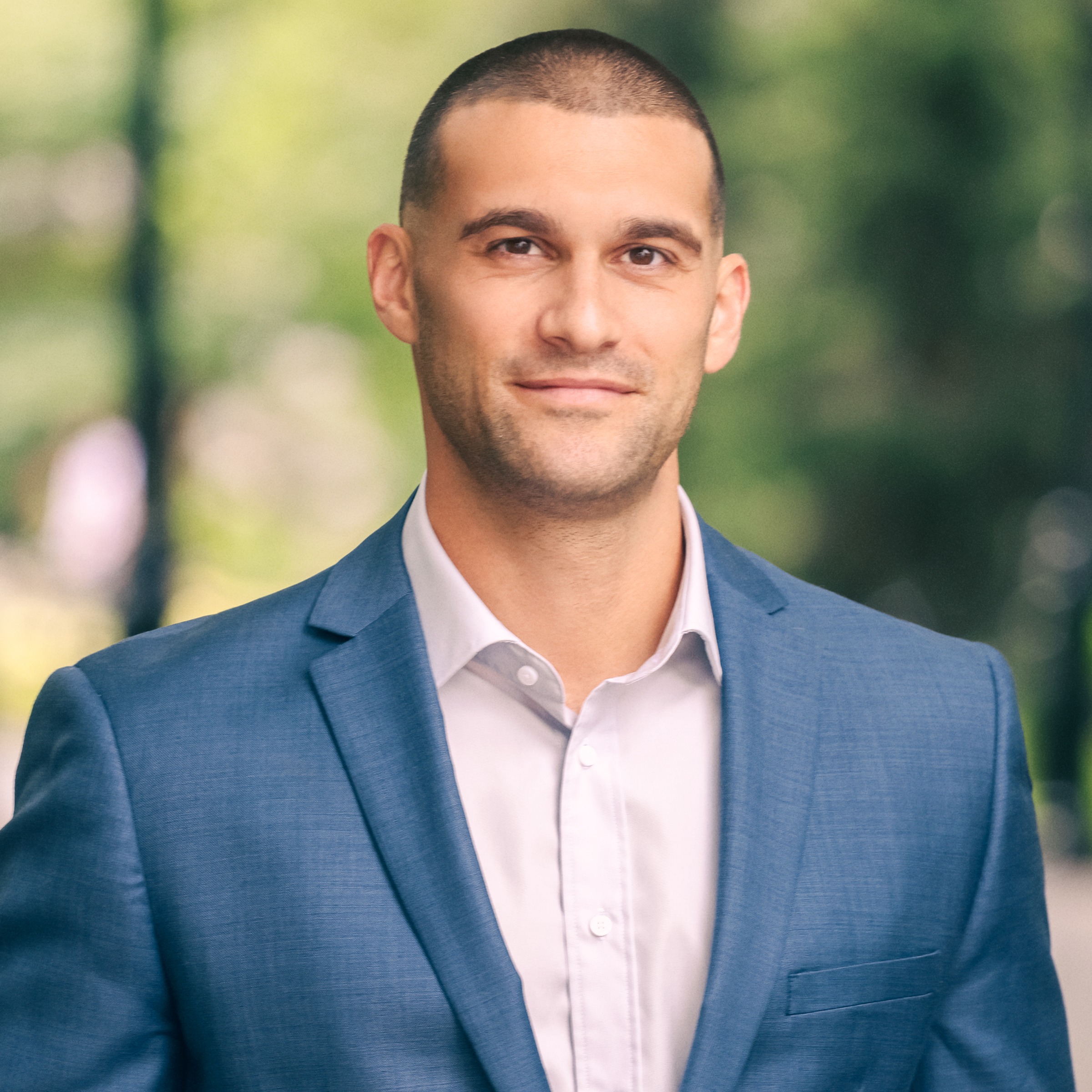 73 Agents in Morristown Office, 1776 On the Green - Compass