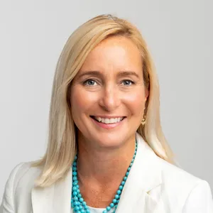 Jennifer Oliver, Real Estate Agent - Compass