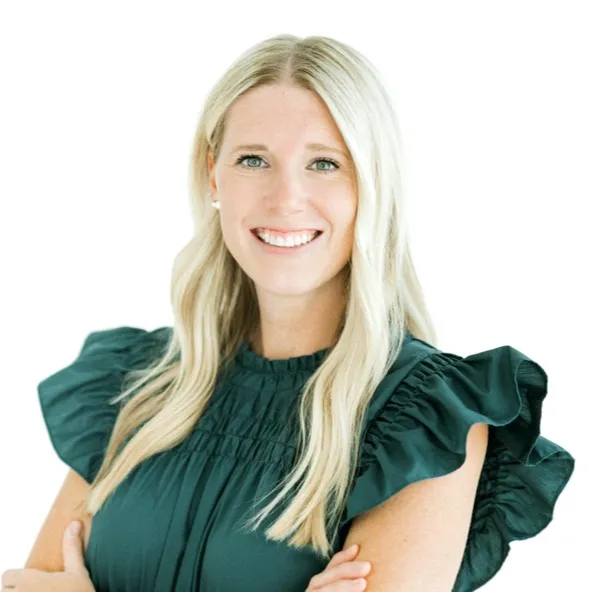 Hannah Bradley, Real Estate Agent - Compass