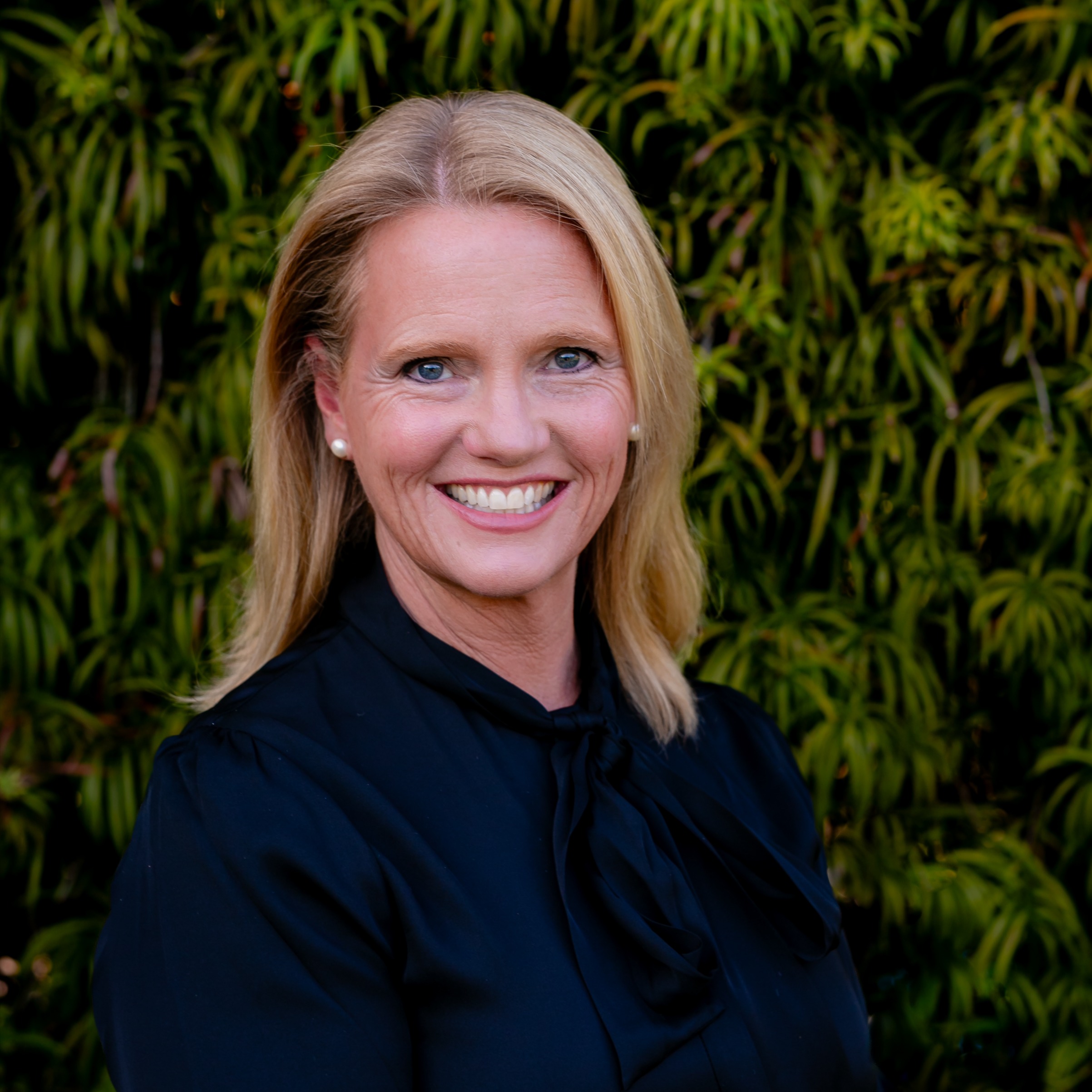 Robin Dykes, Real Estate Agent - Compass