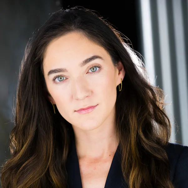 Jennifer Baute, Real Estate Agent - Compass