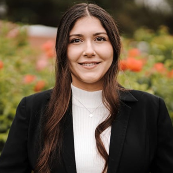 Alexis Paiz, Real Estate Agent - Compass