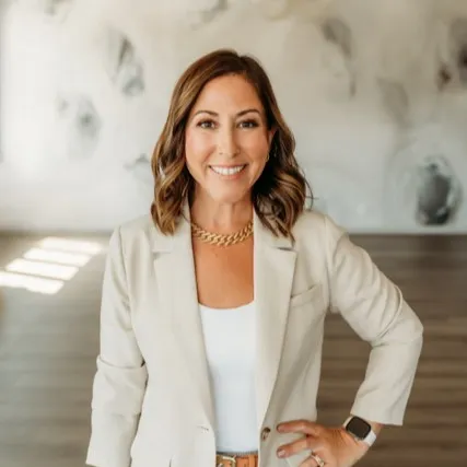 Jennifer Boudreau, Real Estate Agent - Compass