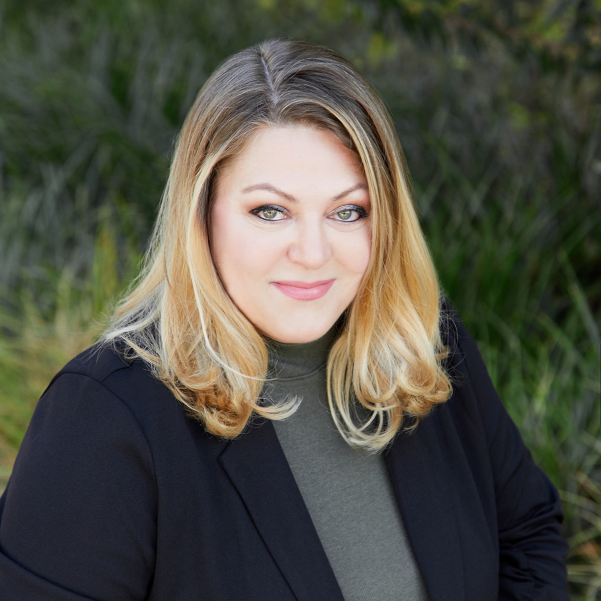 Judit Sztaricskai, Real Estate Agent - Compass