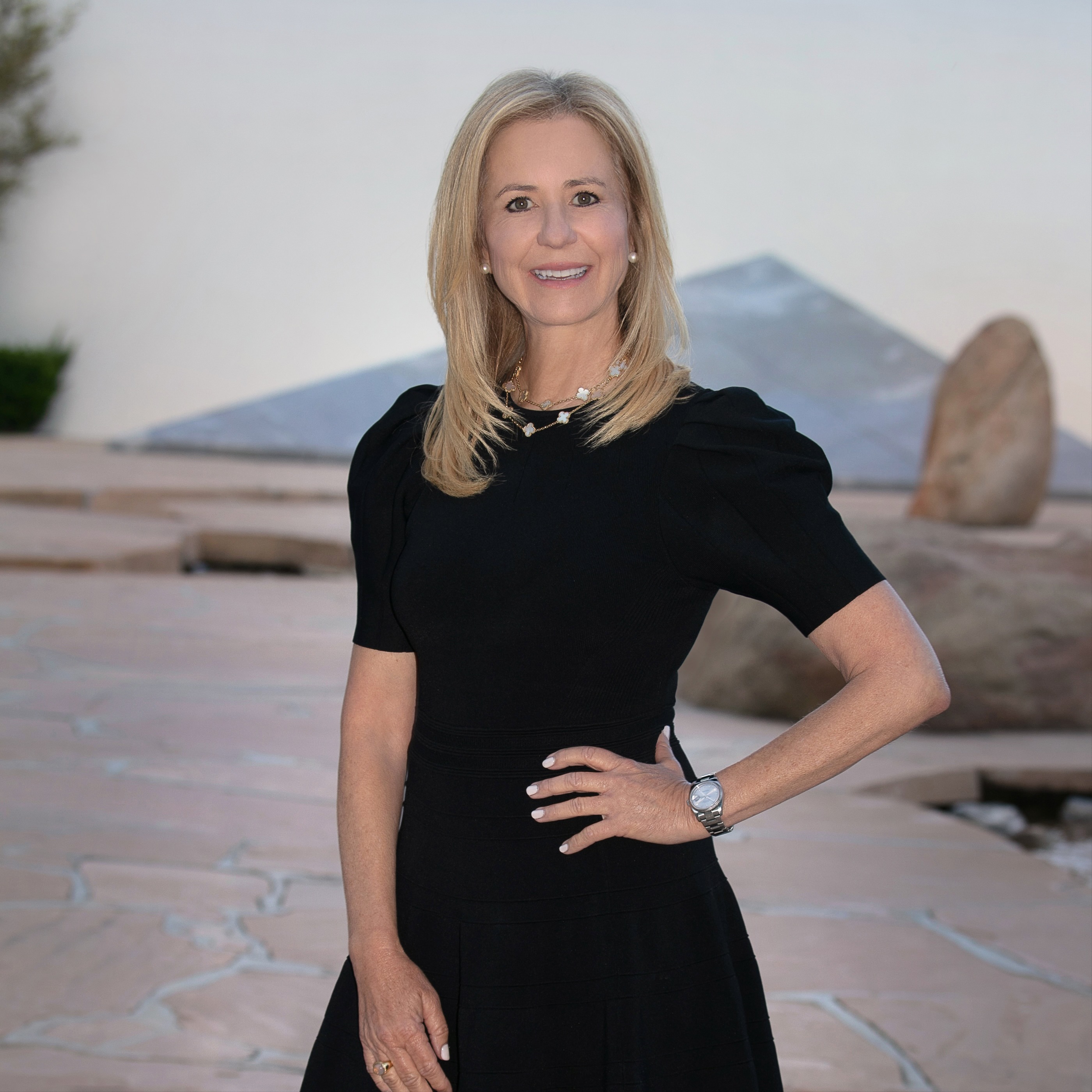 Vivian Browne, Real Estate Agent - Compass