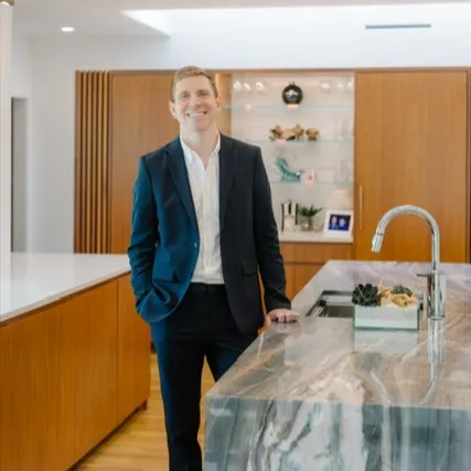 Thomas Byrd, Real Estate Agent - Compass