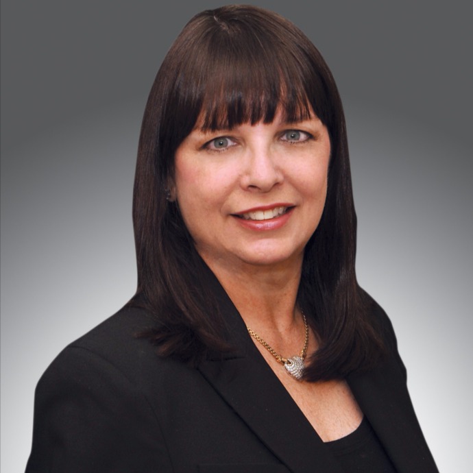 Beth Bloom, Real Estate Agent - Compass