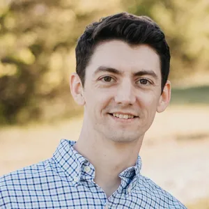 Casey Clayton, Real Estate Agent - Compass