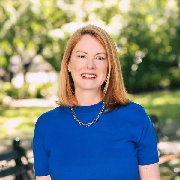 Lisa Lambert, Real Estate Agent - Compass