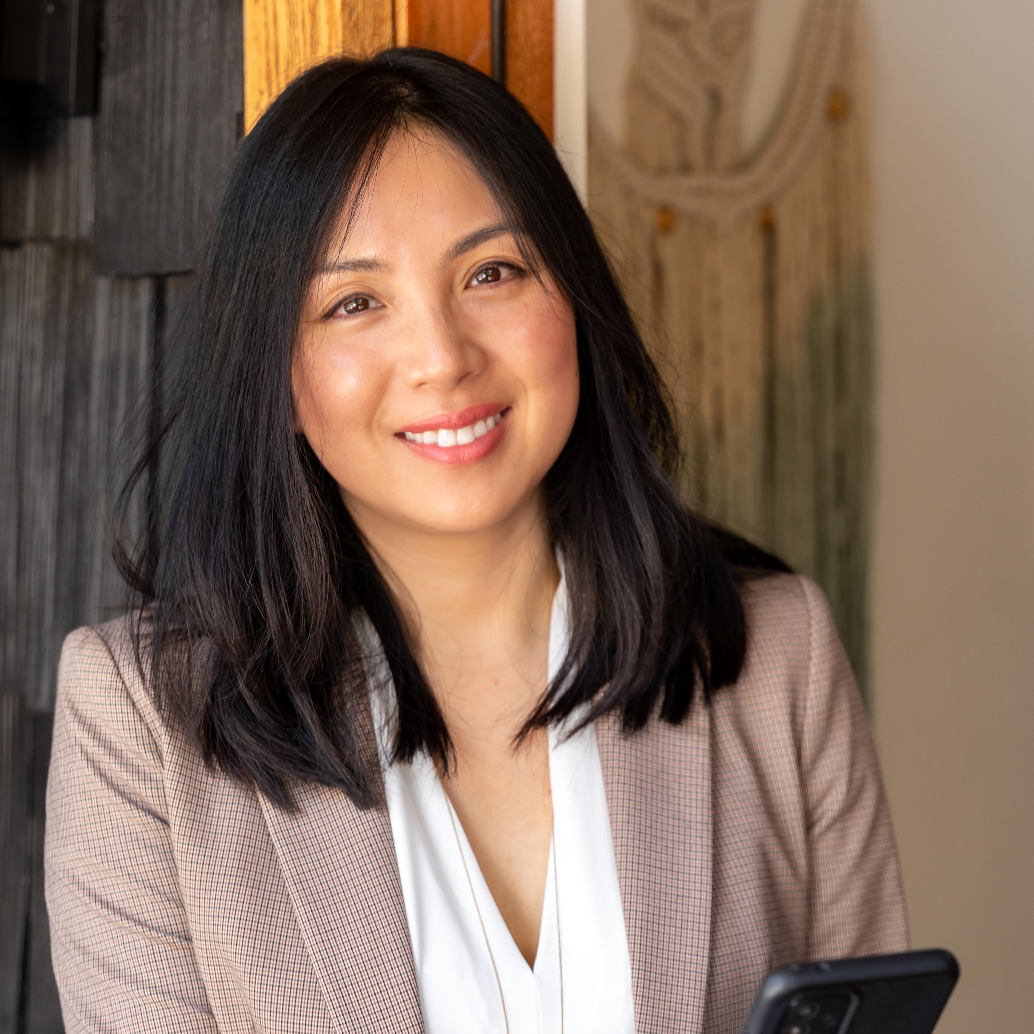 Kelly Tran, Real Estate Agent - Compass