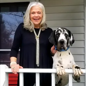 Gwen Pangle, Real Estate Agent - Compass