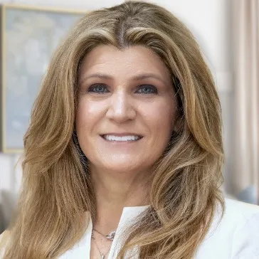 Sandy Stewart, Real Estate Agent - Compass