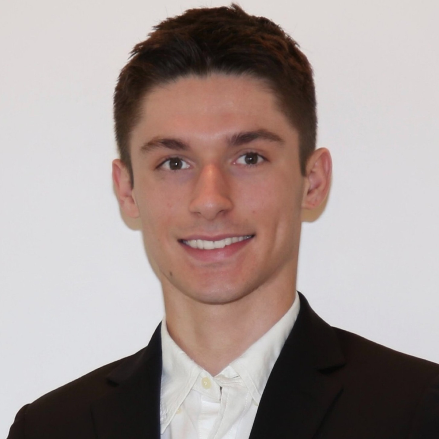 Dylan Jones, Real Estate Agent - Compass